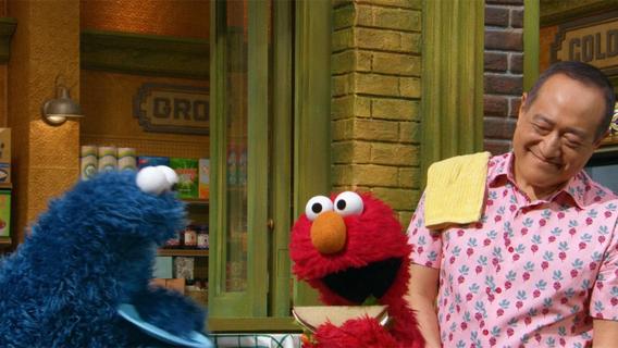 Sesame Street - Play with Elmo! Video Collection | Videos | PBS KIDS