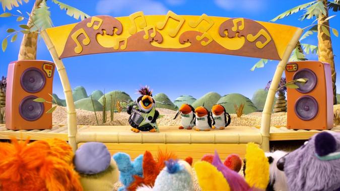 Donkey Hodie - "The Birdie Rock Hop" Song Video | PBS KIDS
