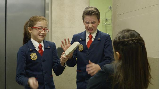 Odd Squad - Negotiating with Orchid Video | PBS KIDS